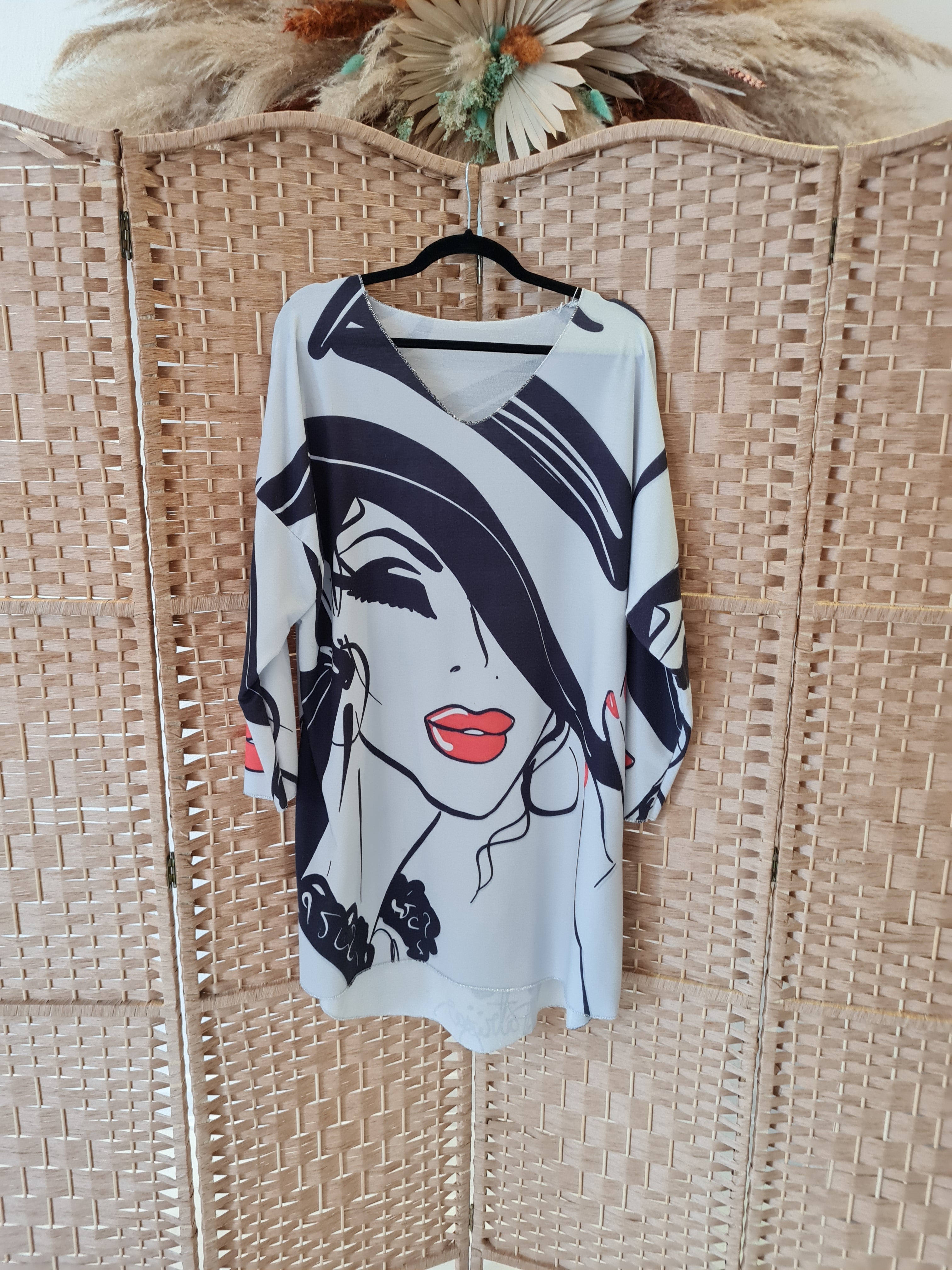 Made in Italy Face dress – The Wardrobe