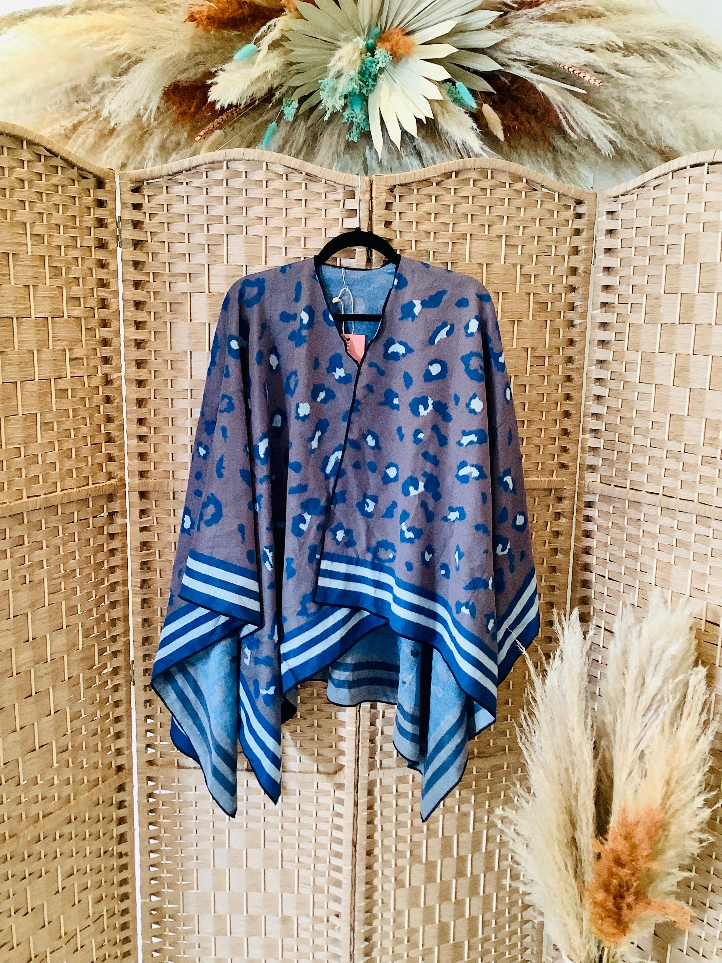 Frank Usher Grey/Blue Animal print Cape – The Wardrobe